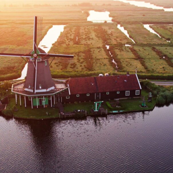 Dutch Boat Tours - Zaanse Schans Windmill Tours - Dutch Boat Tours